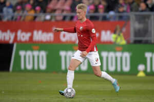AMETLIK: Rocco-Robert Shein liitub jäädavalt Hollandi kõrgliiga ...